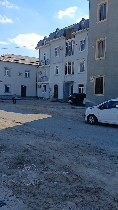 5 хоноли квартира сотилоди. Урганч шахар марказинда . 1кв² 5.2 миллион
