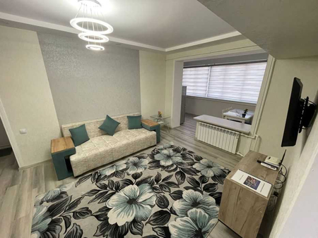 Ц-5 (Киёт) • Фин. Институт • 1-комн • 42 м² • этаж 4/4 • [СА:6748]