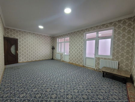 Фрунзенский масив Ойбекда 3 хонали квартира сотилади