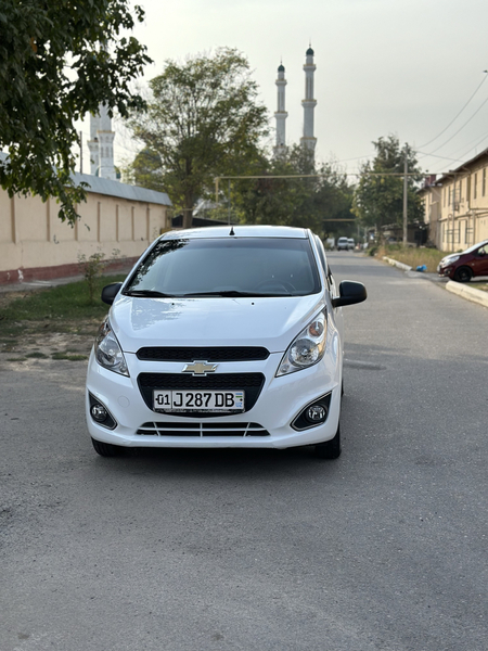 Spark sotiladi 2018/19 TOZZA kiraska 38000 km