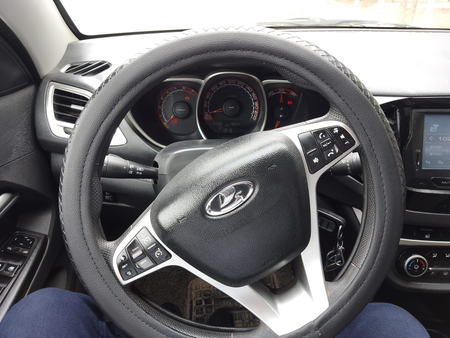 Lada Vesta cross