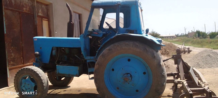 MTZ  T80 sotiladi  1989 yil