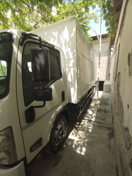 Isuzu CNJ 82l comfort