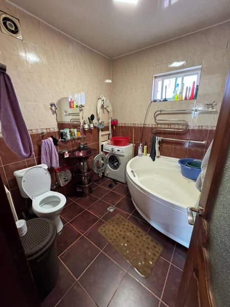 Мирзо Улугбекский р-он Буз-2 Санаторий Турон  2/4/4  60м²