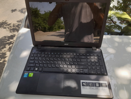 Acer E5-571 noutbuk core i3