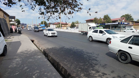 Ipodrom, Betonkani chetida hovli sotiladi, 2,5 sotix