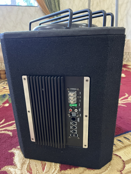 Inteltouch akrivniy sambufer 10 dyum myaxkiy bass