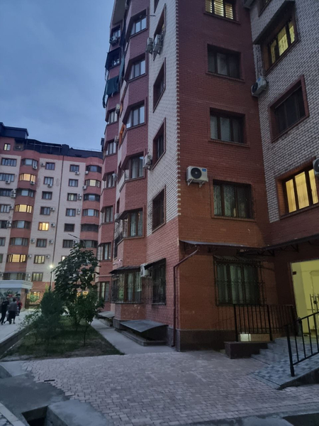 Срочн Продаётся район Якасарай маклер не беспокоить