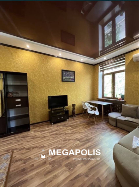 Аллея Гагарина 2/3/4 Высокопотолочка Продам