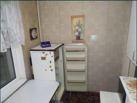 Кушбеги 1в2/4/5 Продаётся не торец балкон 2*3 ор р Речка