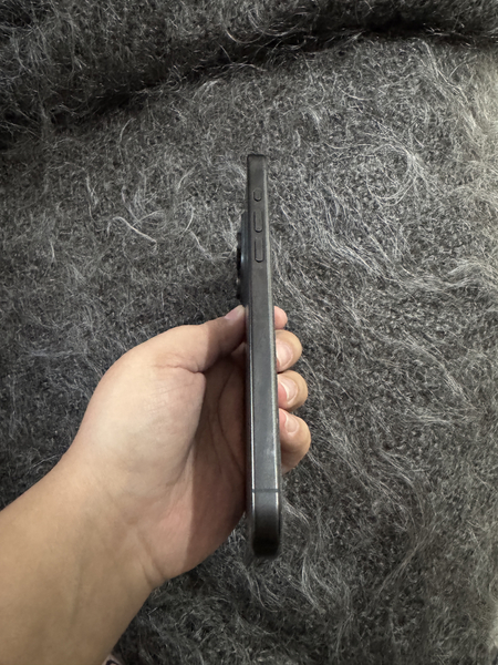 Продаю свой iphone 15 pro max 256gb LLA black в идеальном состоянии
