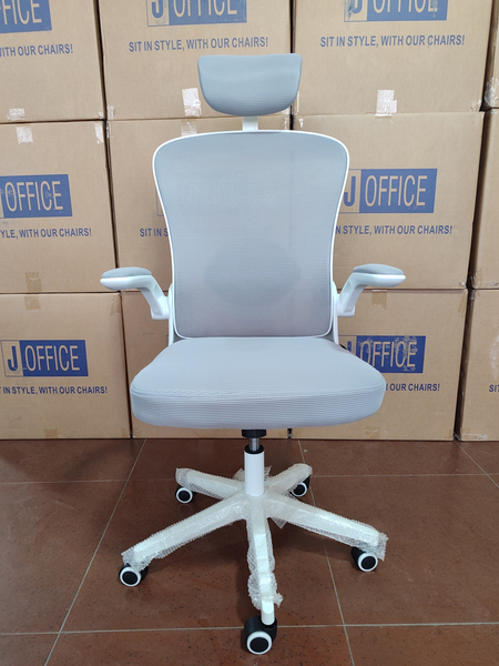 Офисное кресло 7053 grey и 7801 grey есть гарантия и доставка