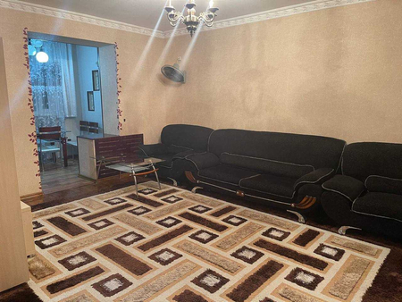 Сдаётся  Квартира возле Ойбек м