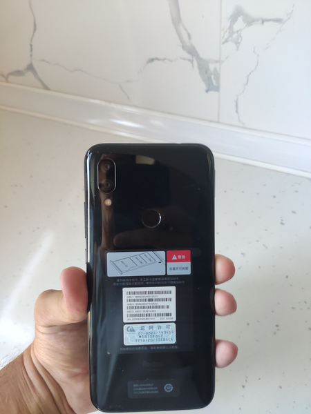 Redmi 7 sotiladi