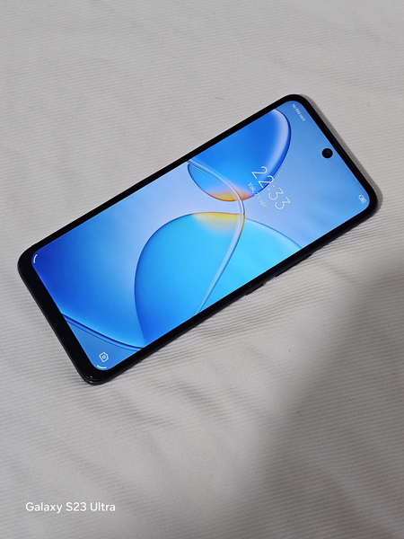 Infinix Hot 12Play sotiladi