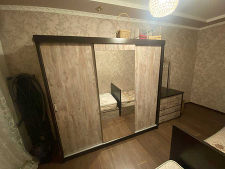 Сдается 2 комнатная квартира на 4 этаже в 4 этажке Артыкова
