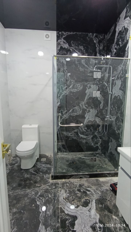 Юнусабадский р-н , Хасанбой, Евро дом 2,6 сотки 6 комнат .
Продается