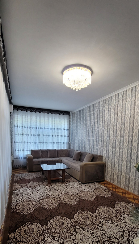 Hovli joy  Srochna sotiladi