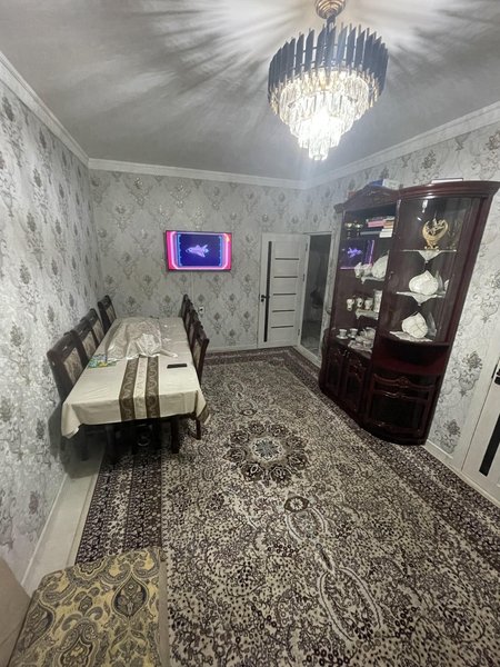 Срочно Продается 4 комнатьная квартира срочно