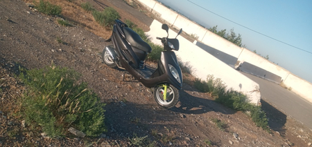 Skuter 150kb sotiladi