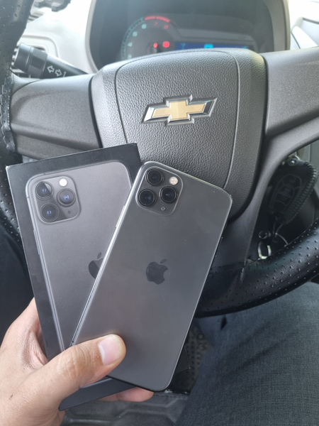 СРОЧНО СОТИЛАДИ Iphone 11 pro 64 gb LLA