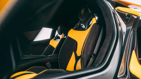 Lamborghini Revuelto