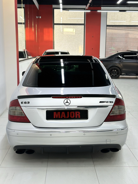 Mercedes W211 amg
