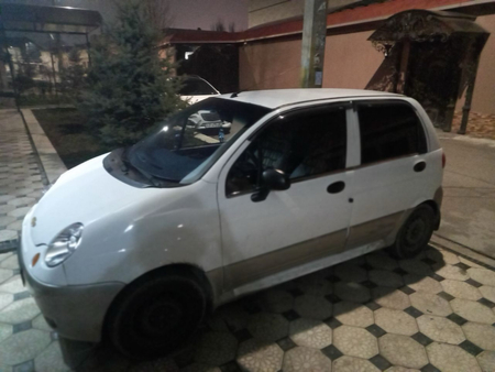 Best 2010 holati yaxshi gazi bor Arendaga boshga 600$