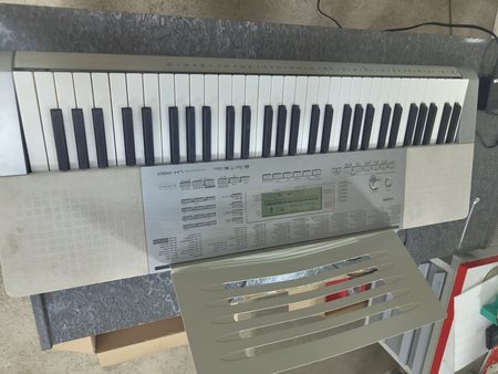 Sintezator Casio