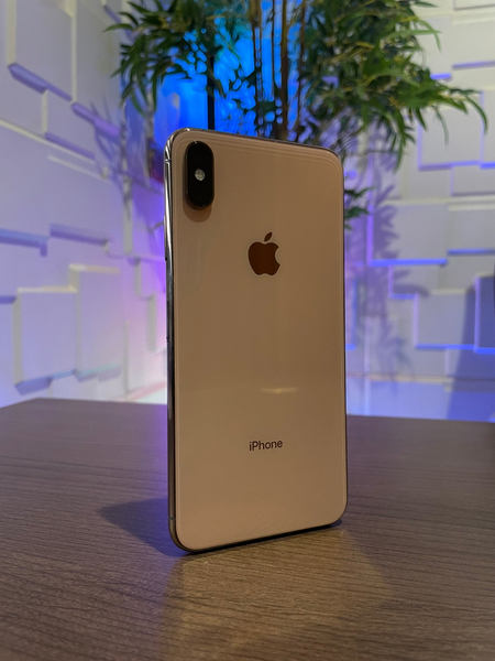 iPhone xs max holati yaxshi