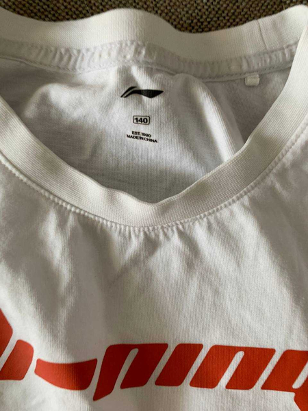 Шорты H&M и Лонглслив LiNing (вместе)