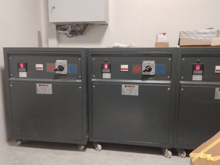 elektrik va kamera xizmatlari 220 voltdan 380 voltgacha