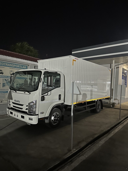 Arenda Аренда Isuzu yuk mashinasi ijara (arenda)ga beriladi