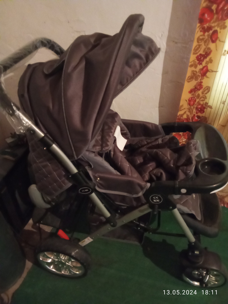 Болалар колёскаси Янги