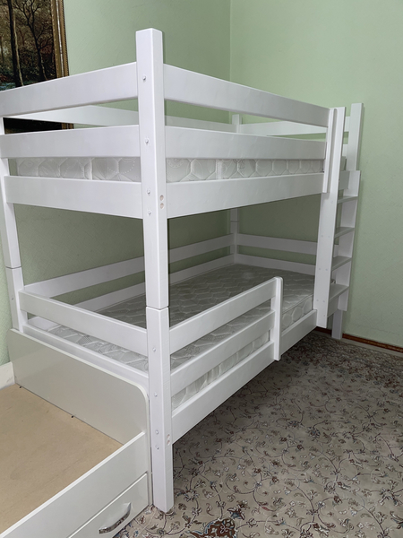 двухъярусная кровать