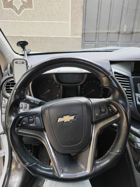 Chevrolet orlando 1.8 2016, 7 мест