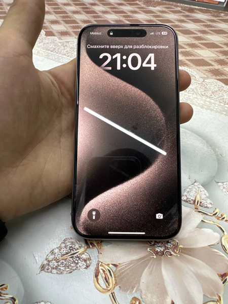 Iphone 15 pro sotiladi srochnA