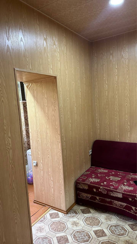Наваи центре 1х Прадаётся вдоль дороги для бизнеса хорошое место