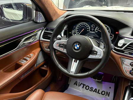 Продается BMW M760Li