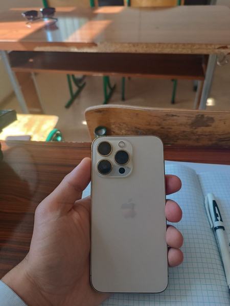 iPhone 13 pro с гарантия