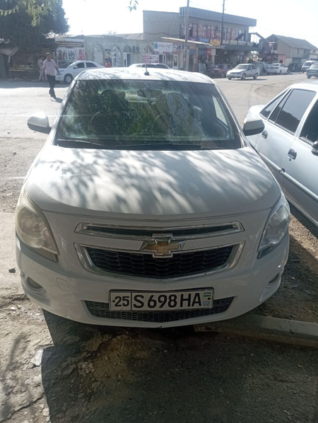 Срочно продам автомобиль кобальт!