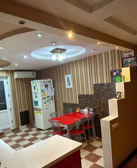 Продаётся 100м² ул.Сайрам 3/2/5 ор-р Тиин Маркет