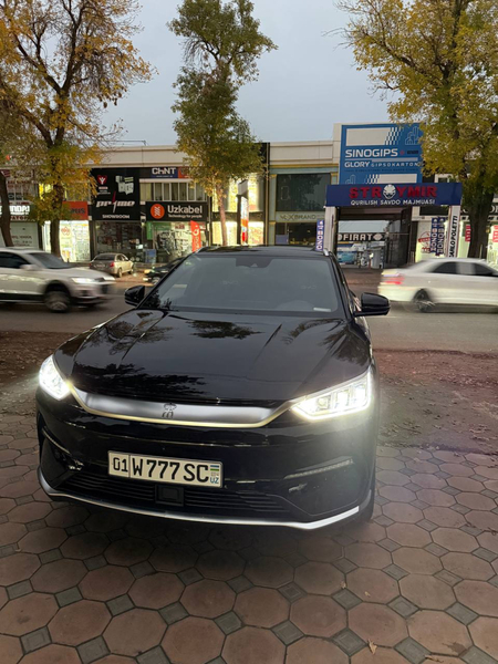 BYD song plus Flagship