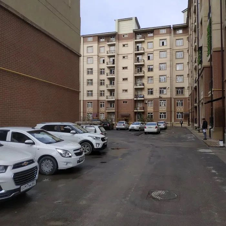 Яшнабад Новостройке срочно продается квартира коробка 1/6/8  42м2
