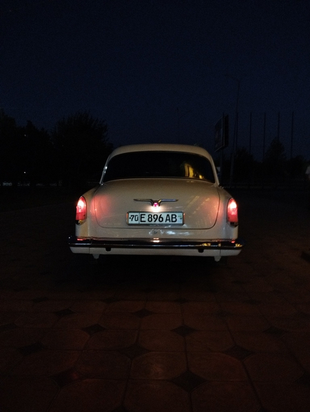 Gaz 21 Volga sotiladi