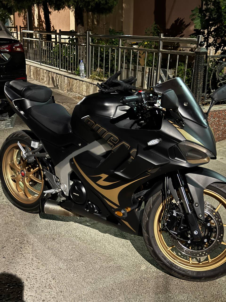 Mototsikl 2024 Akropovich vixlop