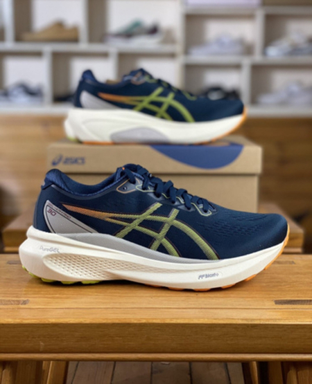 ASICS made in Vietnam original