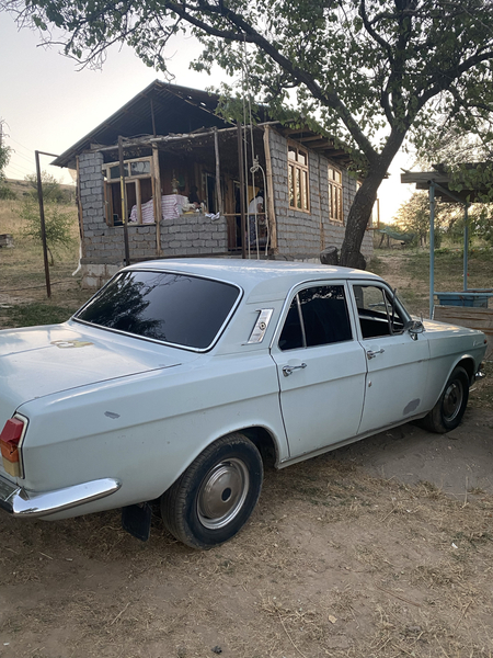 Gaz volga 2401.
