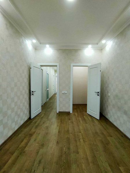 Frunze hududida kvartira sotiladi!