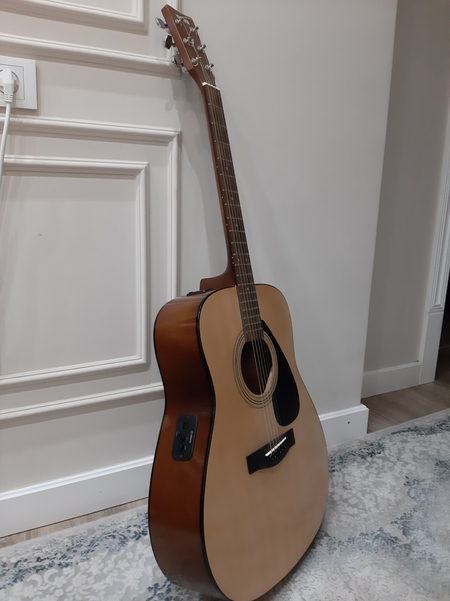 Yamaha guitar FX310A II